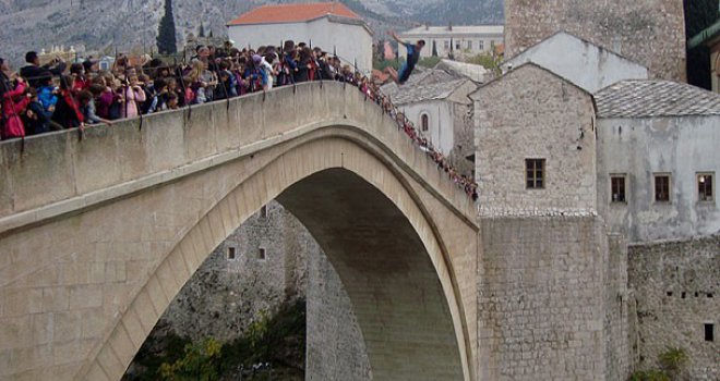Mate Boban On Je Toliko Pucan Prije A Bile Su Strašne Kiše Tako Da