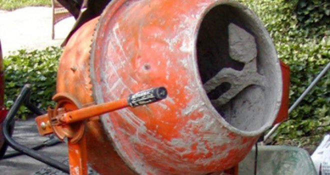 Šveđani sos pripremali u mješalici za beton! | DEPO Portal