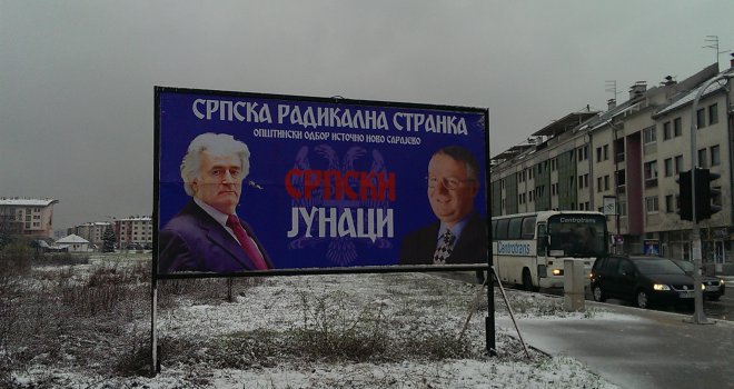 'Srpski junaci': U Lukavici i na Dobrinji postavljeni plakati podrške ... 'Srpski junaci': U Lukavici i na Dobrinji postavljeni plakati podrške ...